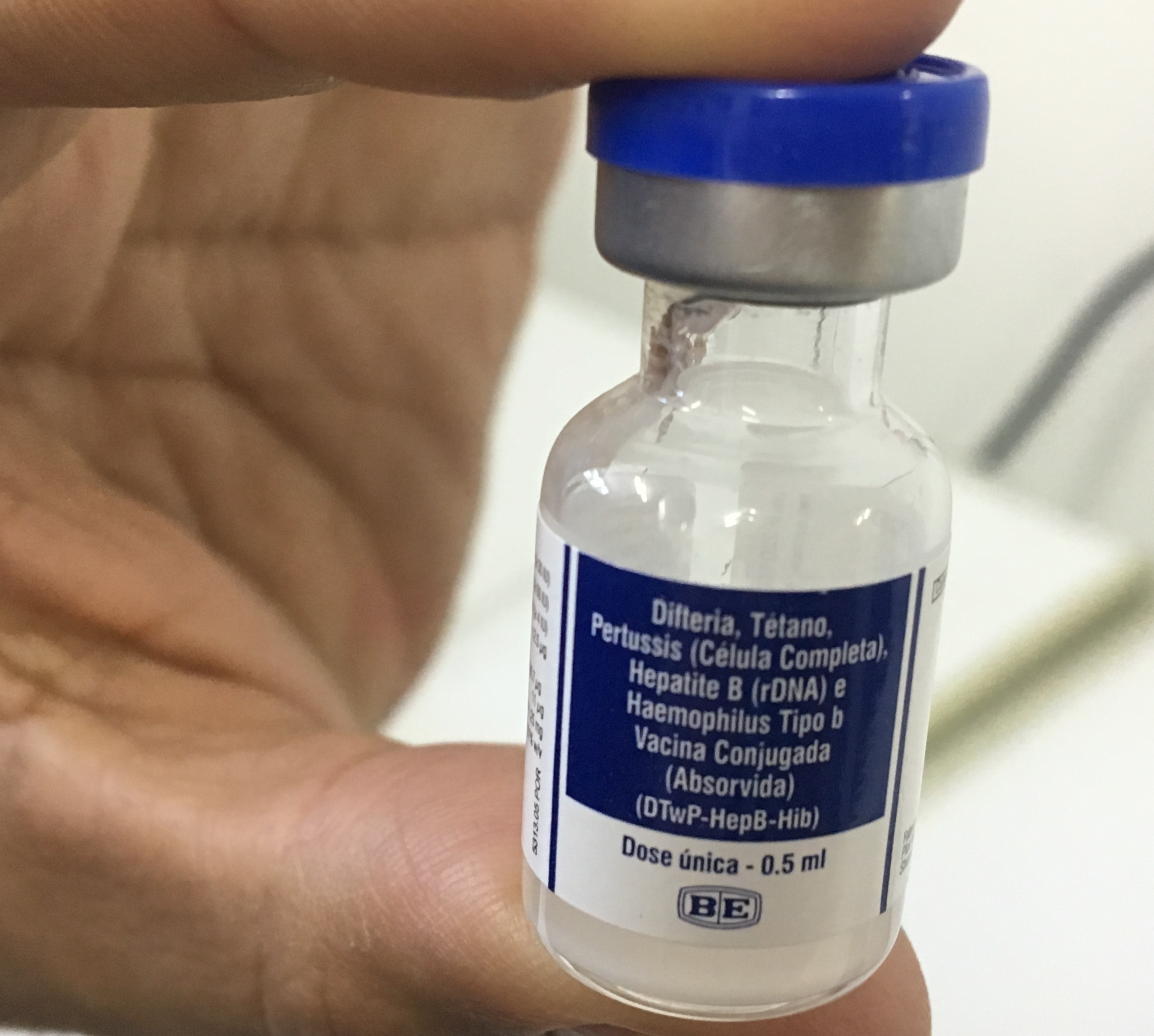 Governo ES - Estado recebe 20 mil doses de vacinas pentavalente