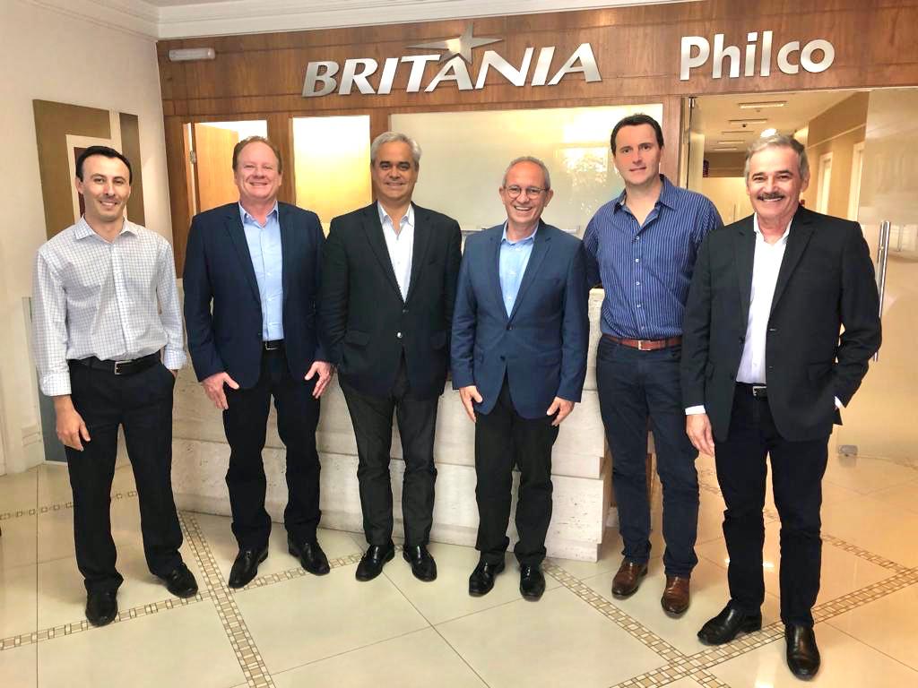 Governo ES - Governador e comitiva visitam instalações da Britânia ...