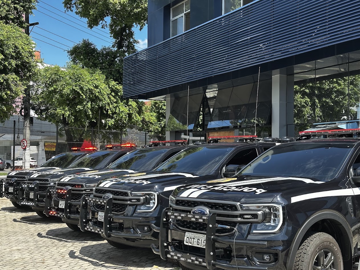 Governo ES - Governo do Estado entrega viaturas e estrutura de ...